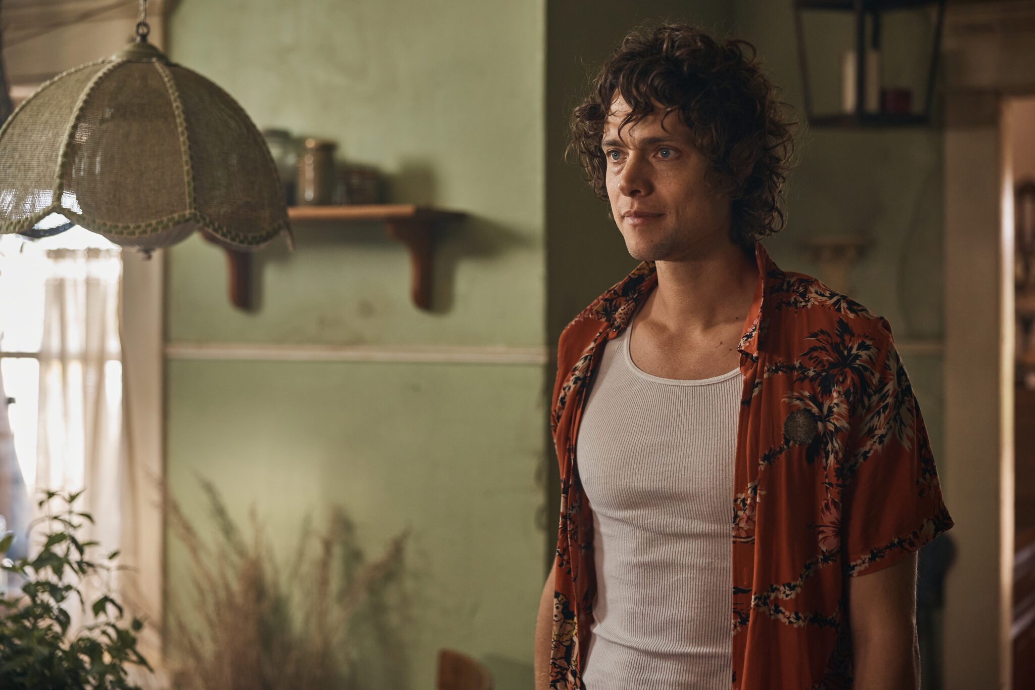 Die Alone: Love Lives Eternally in Lowell Dean's Zombie Apocalypse ...